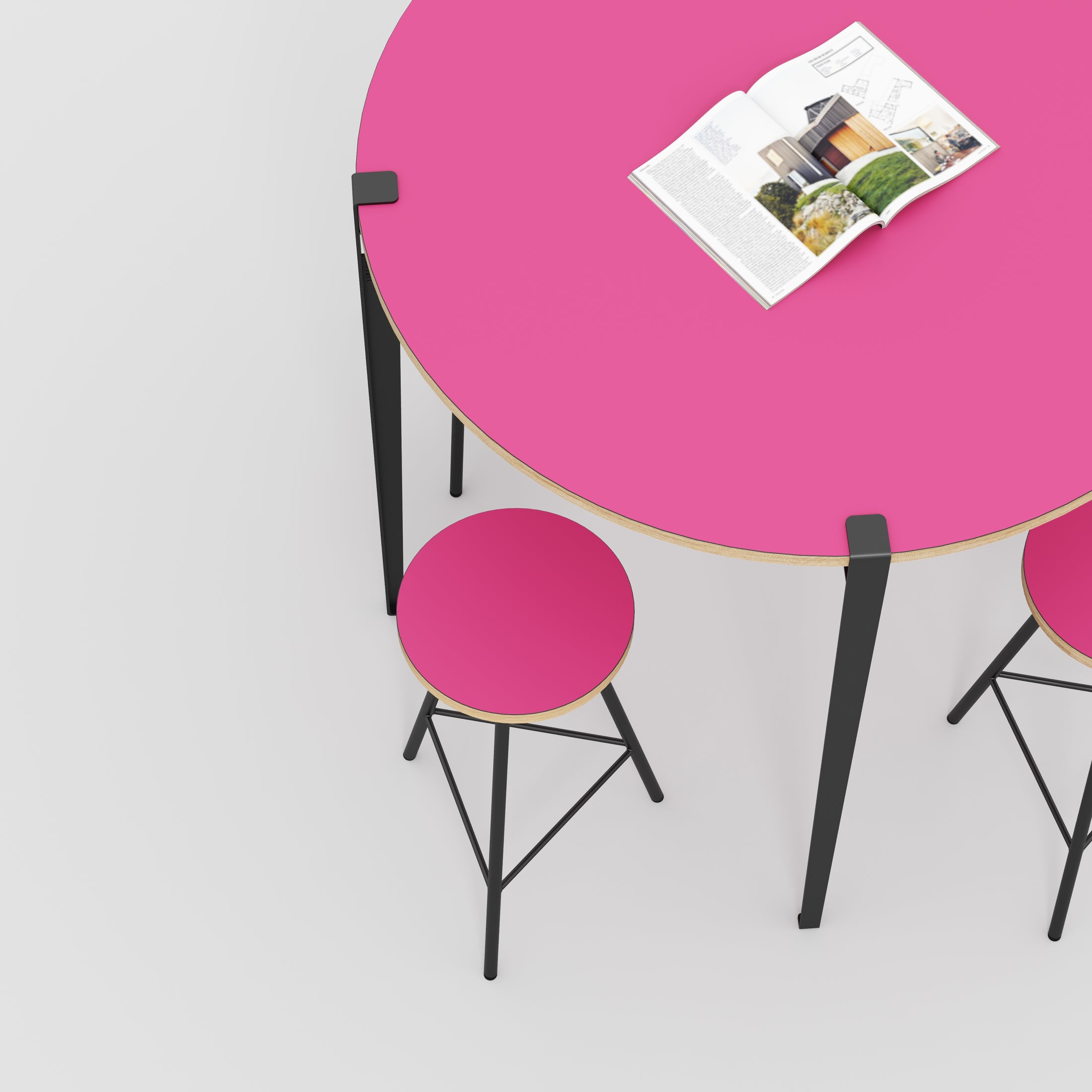 Plywood Round Table with Black Tiptoe Legs - Formica Juicy Pink - 1200